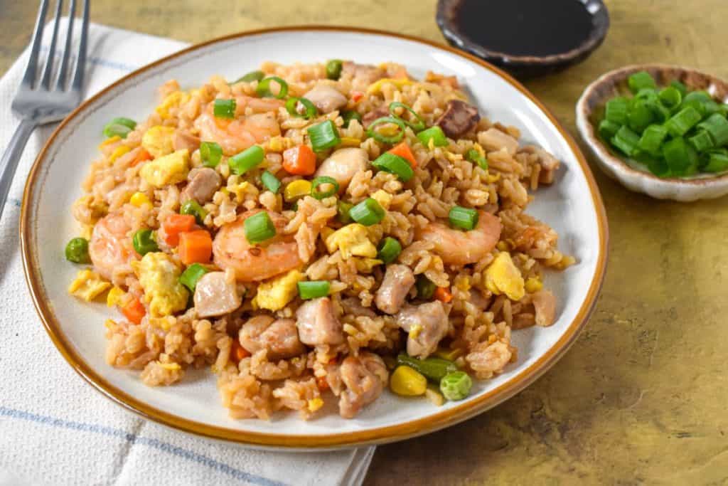 Shrimp and Chicken Fried Rice - Cook2eatwell
