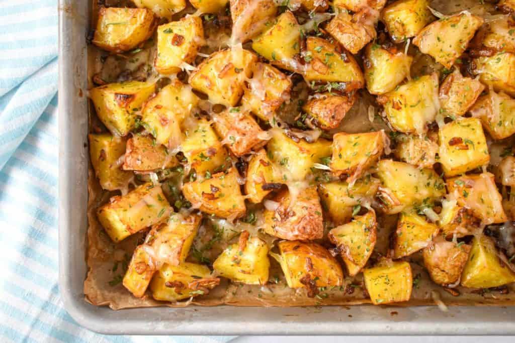 French Onion Roasted Potatoes - Cook2eatwell