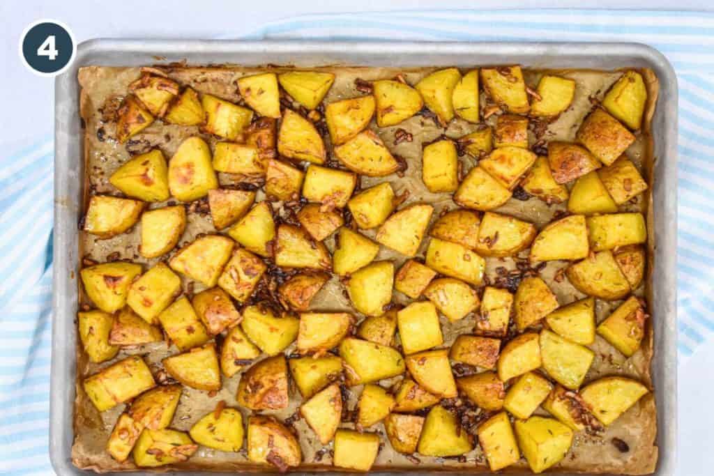 French Onion Roasted Potatoes - Cook2eatwell