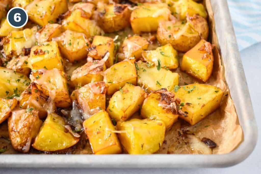 French Onion Roasted Potatoes - Cook2eatwell